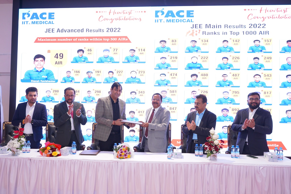PACE IIT Agreement Signing Ceremony - Podar Pearl School